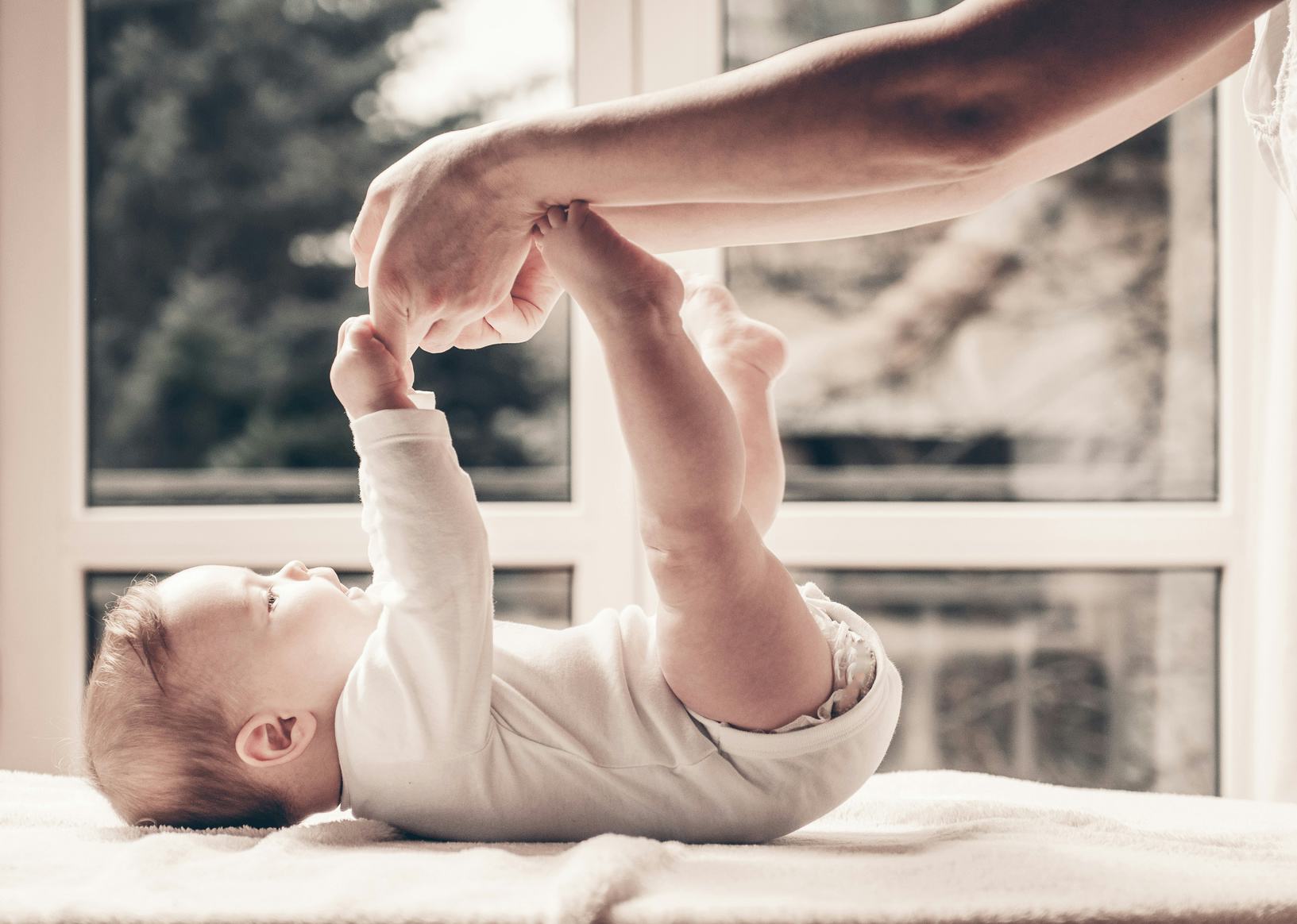 10 Thoughts I've Had About My Baby's Poop