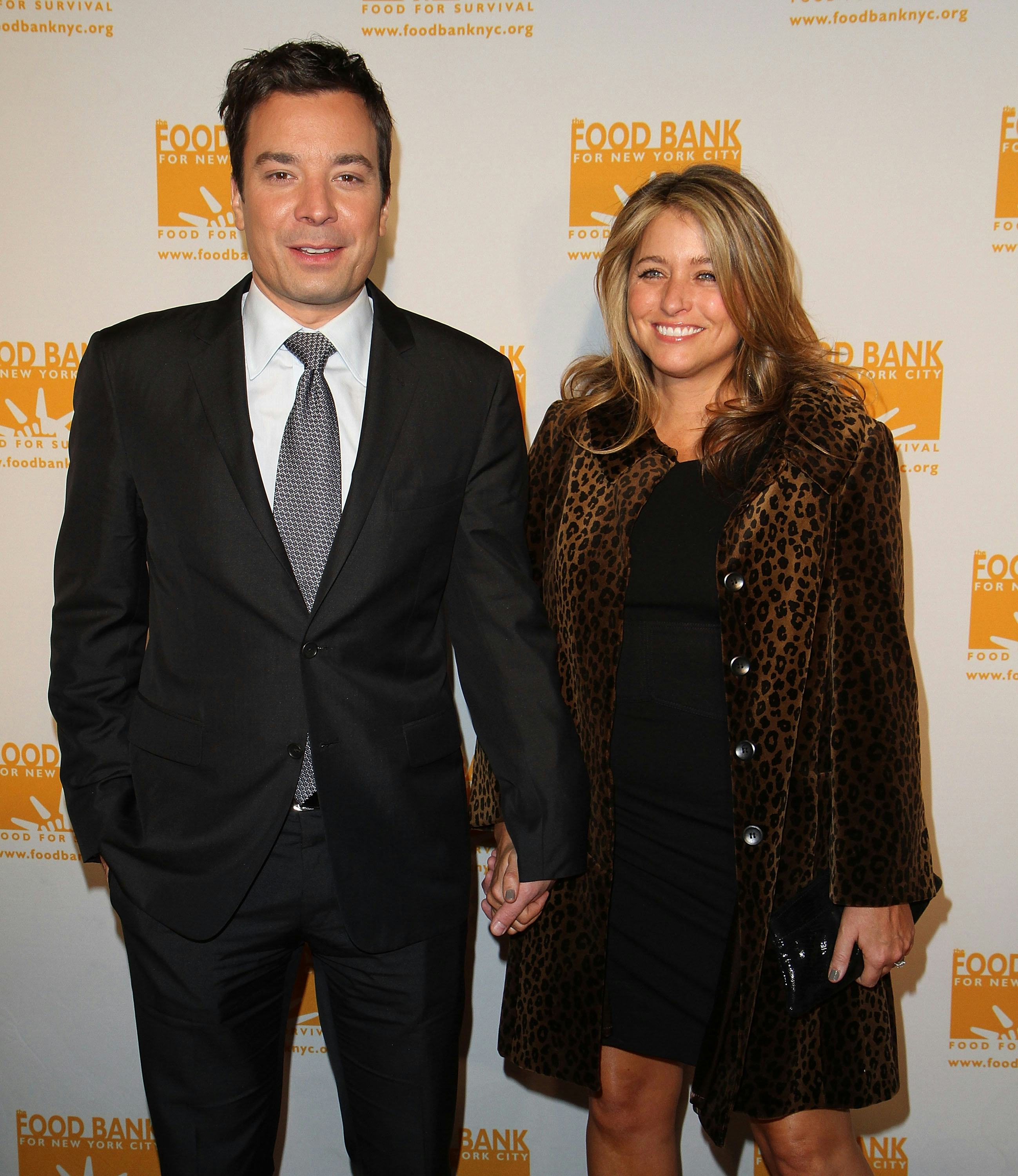 Jimmy Fallon's Family Photo Is Super Sweet & Adorable