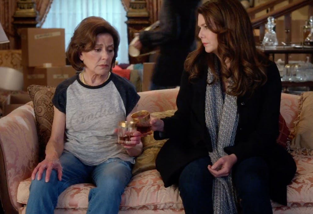 The Richard Gilmore Painting In The 'Gilmore Girls' Revival Trailer ...