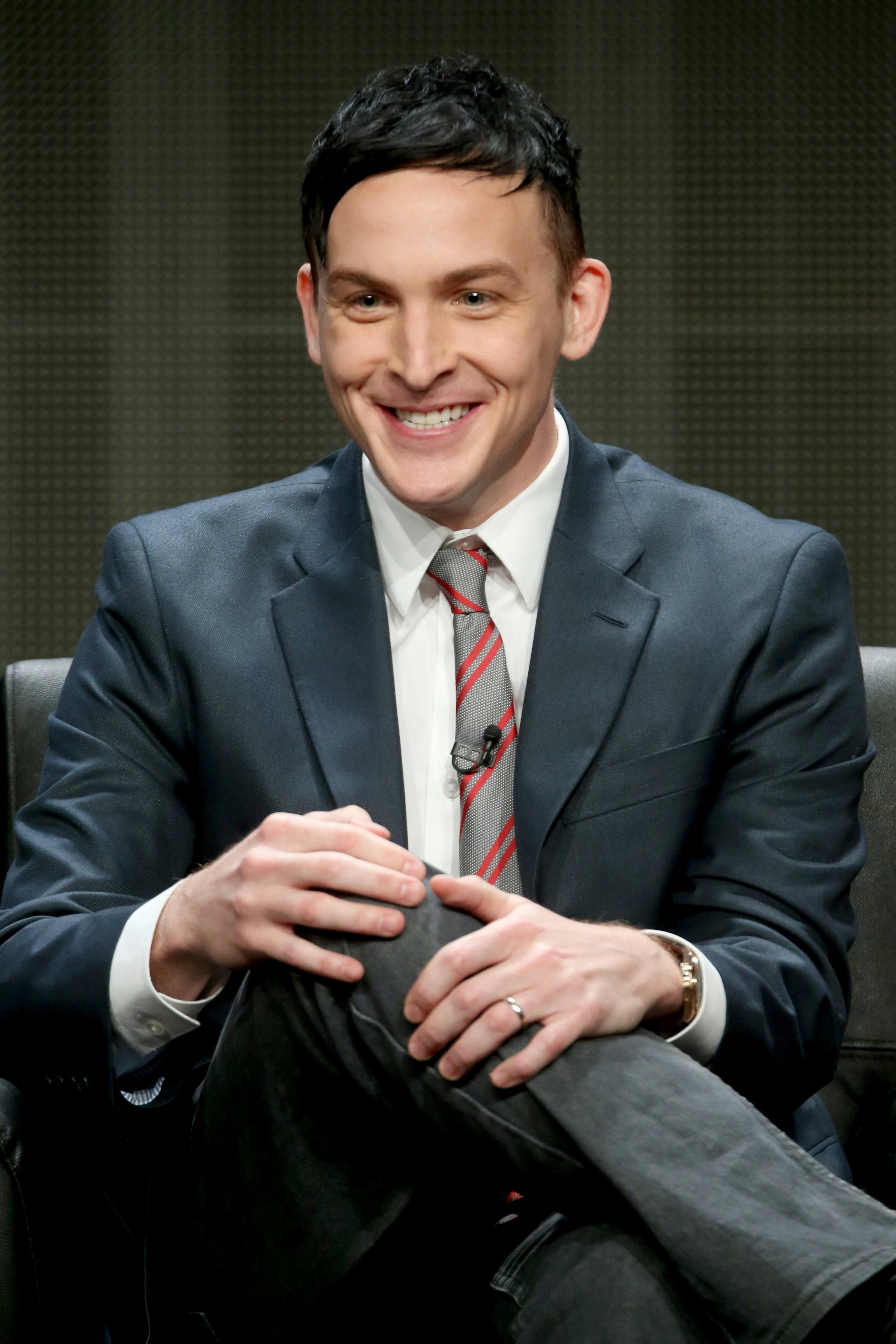 What Does the Penguin from 'Gotham' Look Like in Real Life? Oswald ...