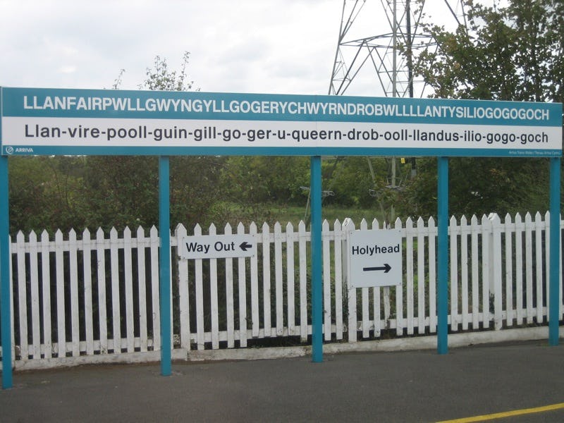 British Weatherman Liam Dutton Nailed An Incredibly Long Welsh Town ...