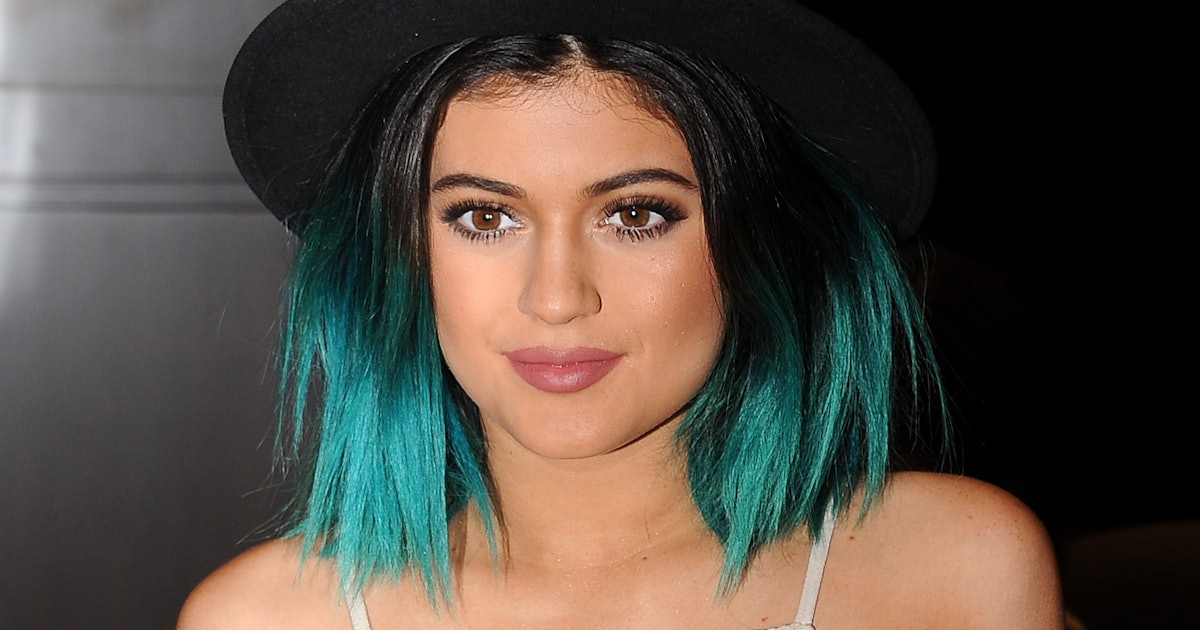 Kylie Jenner Has A New Hairstyle But The Blue Locks With Blunt Bangs