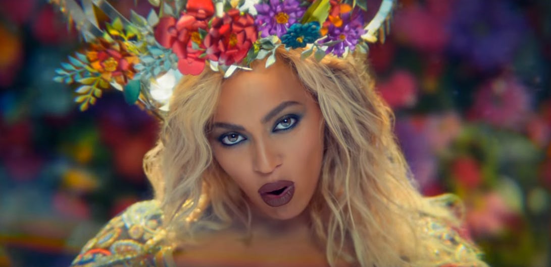 Where Was The "Hymn For The Weekend" Music Video Filmed? The City Is ...