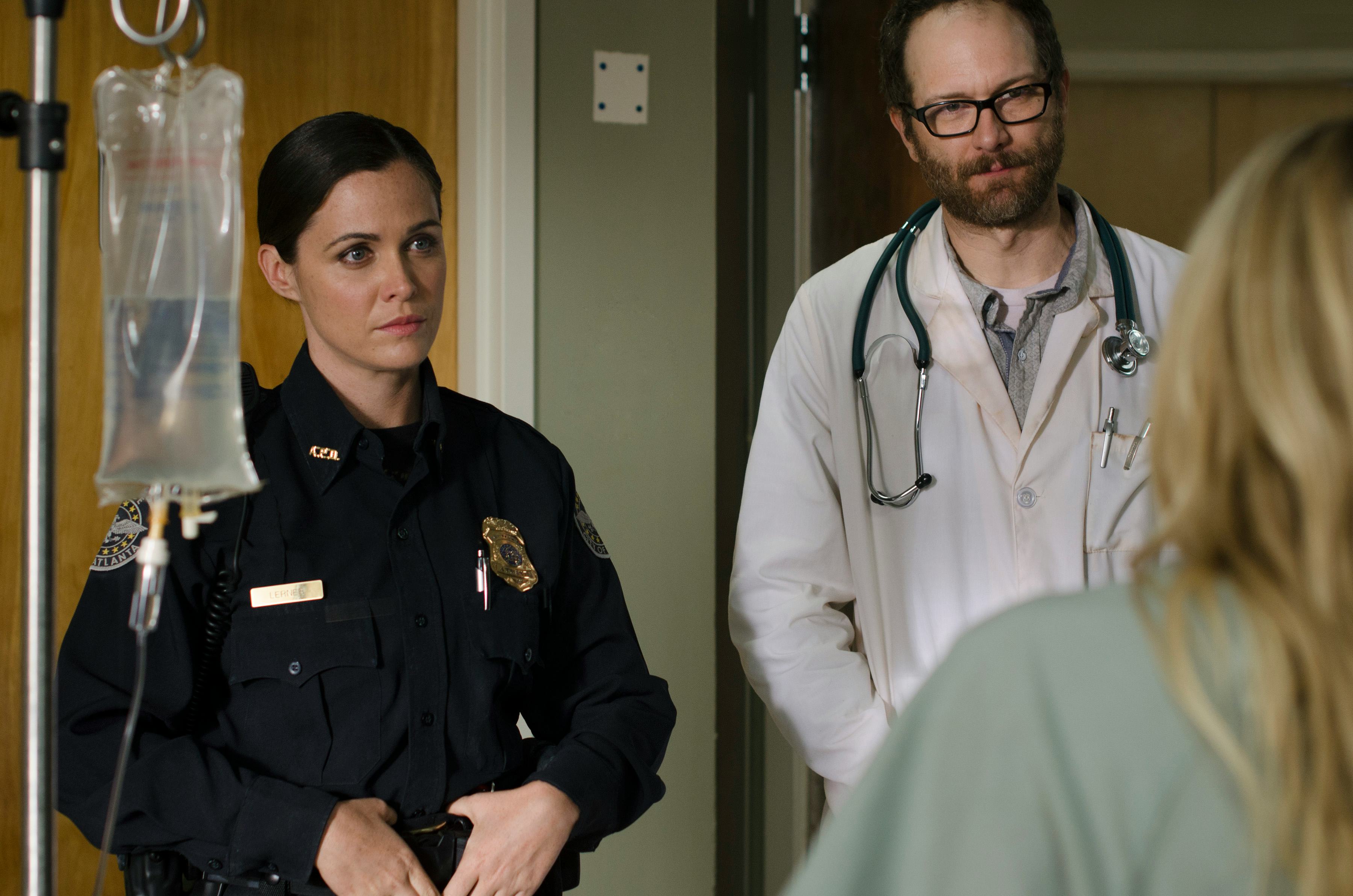 Dawn Lerner Is Grady Memorial Hospital's Leader on 'The Walking Dead ...