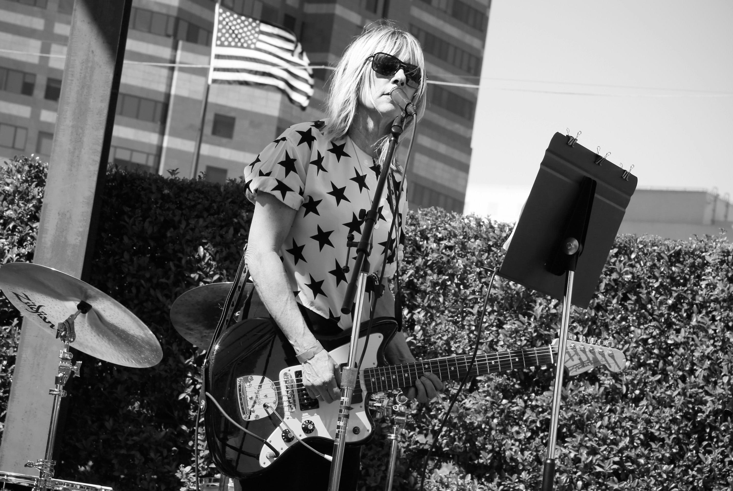 16 Kim Gordon Quotes From 'Girl In A Band' That Are Pretty Revelatory ...