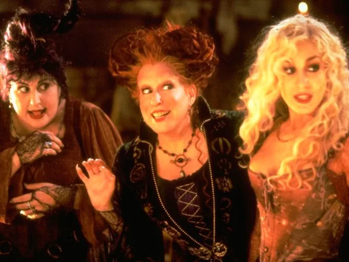 How To Watch 'Hocus Pocus' This Halloween & Have The Sanderson Sisters ...