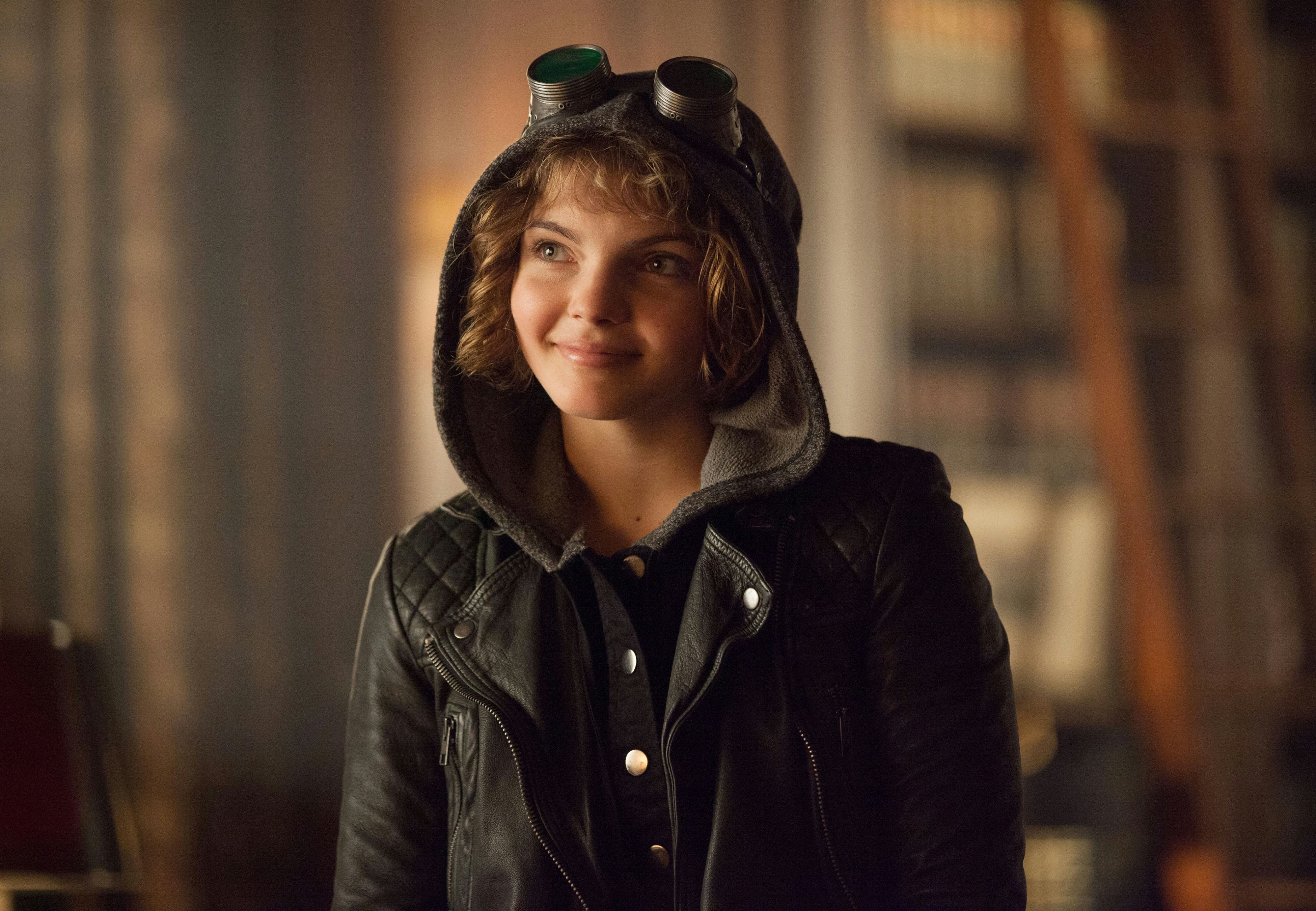 Is Selina Kyle Carmine Falcone's Daughter on 'Gotham'? This Catwoman ...