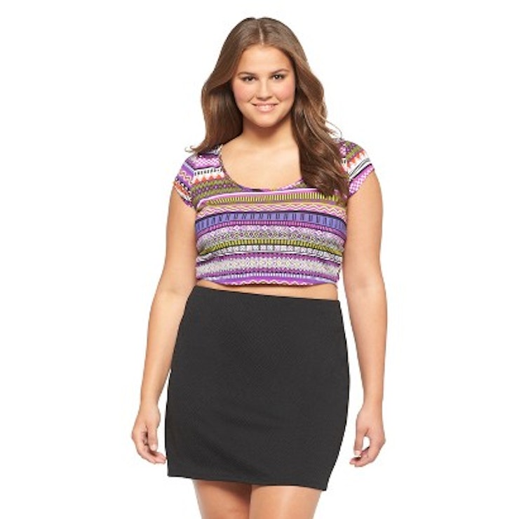 9 Plus Size Crop Tops That Are Cute Sexy And Size Inclusive So You Can Show Off Your Tummy Pride