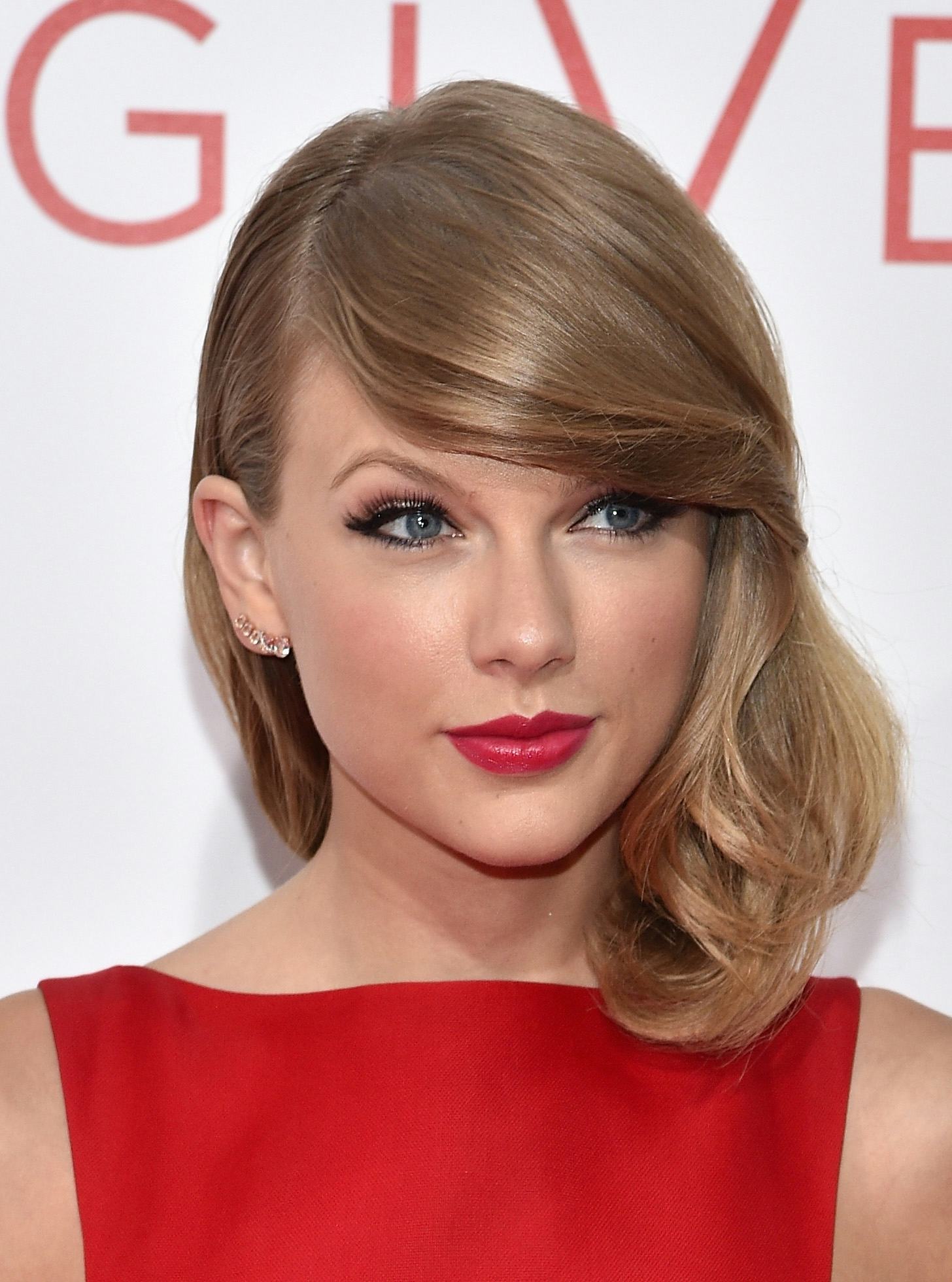 7 Times Taylor Swift Was a Complete and Utter Nerd