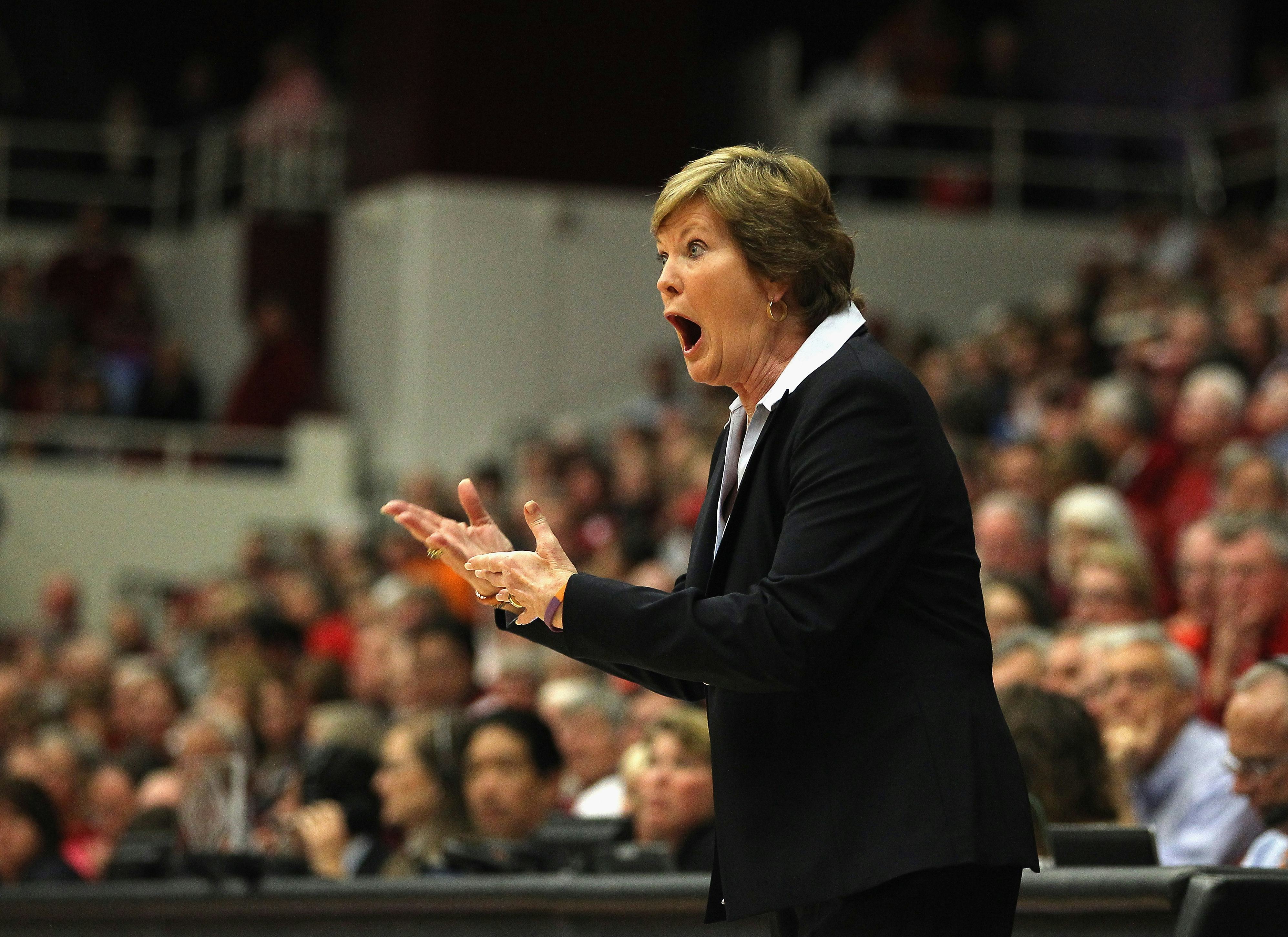 These Inspiring Pat Summitt Quotes Will Motivate You To Work Harder ...