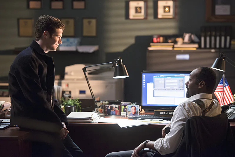 9 Reasons Joe West & The Flash Have The Most Lovable Father/Son ...