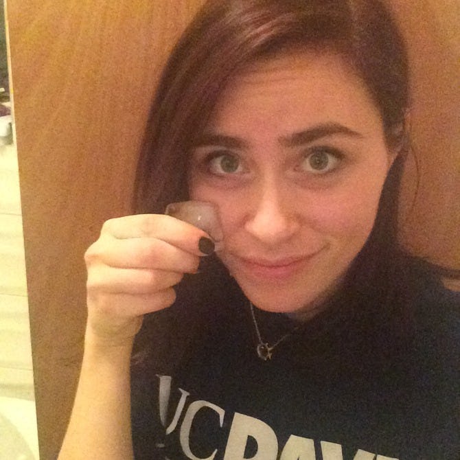 These 9 Beauty Uses For Ice Cubes Will Totally Surprise You (In A Good Way)