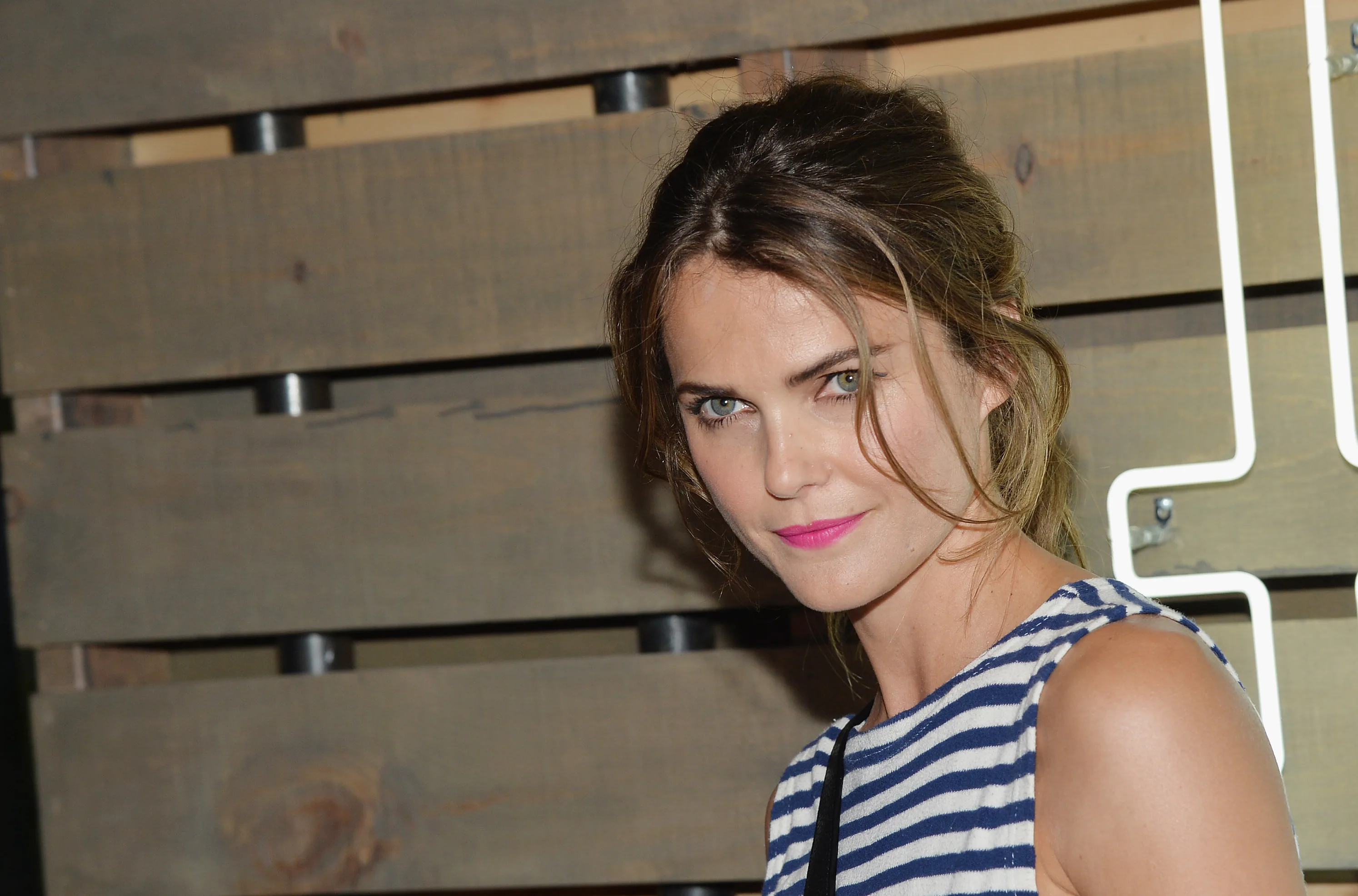 5 Keri Russell Style Staples To Snag For The Perfect Edgy-Meets-Classic ...