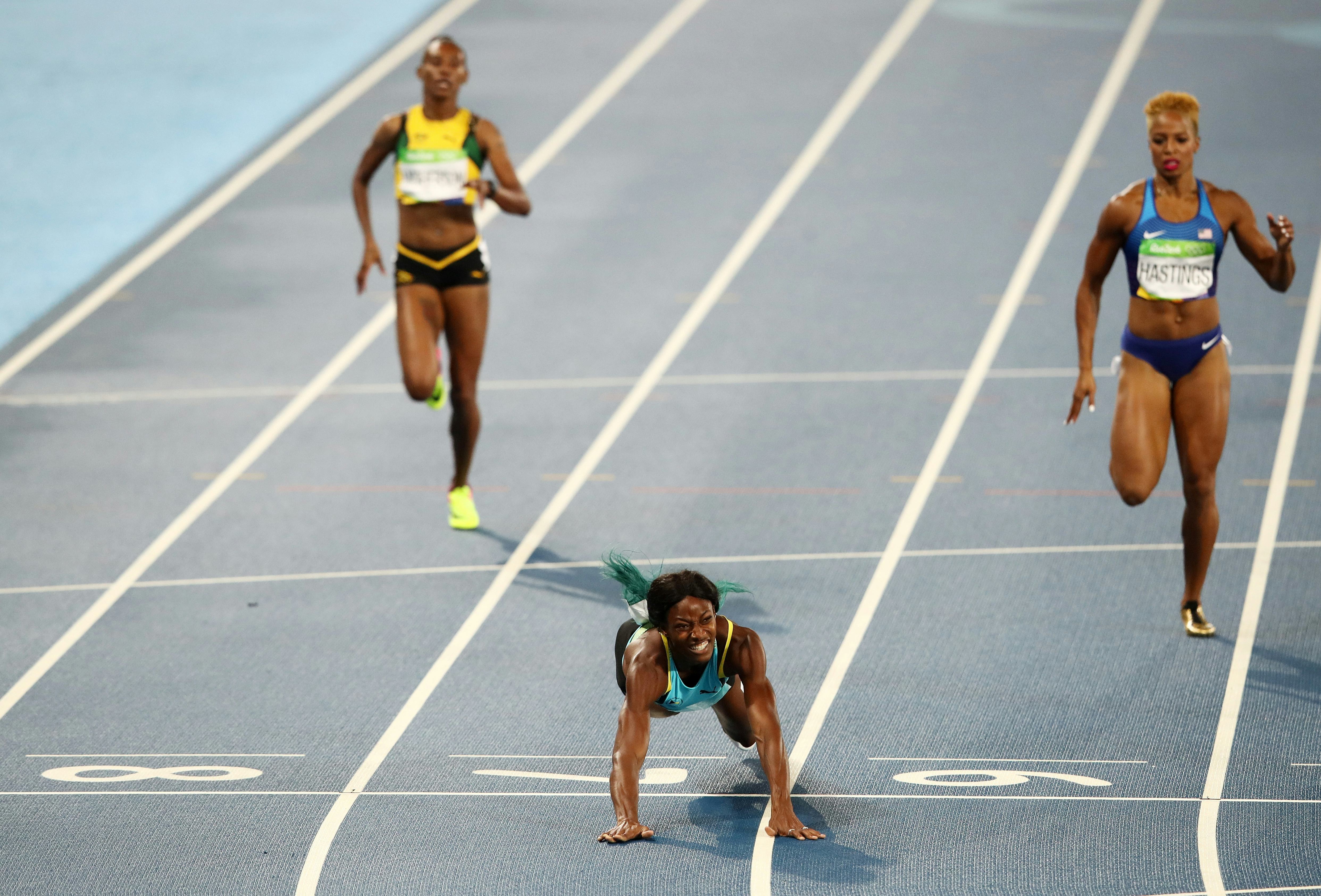 Was Shaunae Miller's Dive Across The Finish Line Legal? Some Rio ...