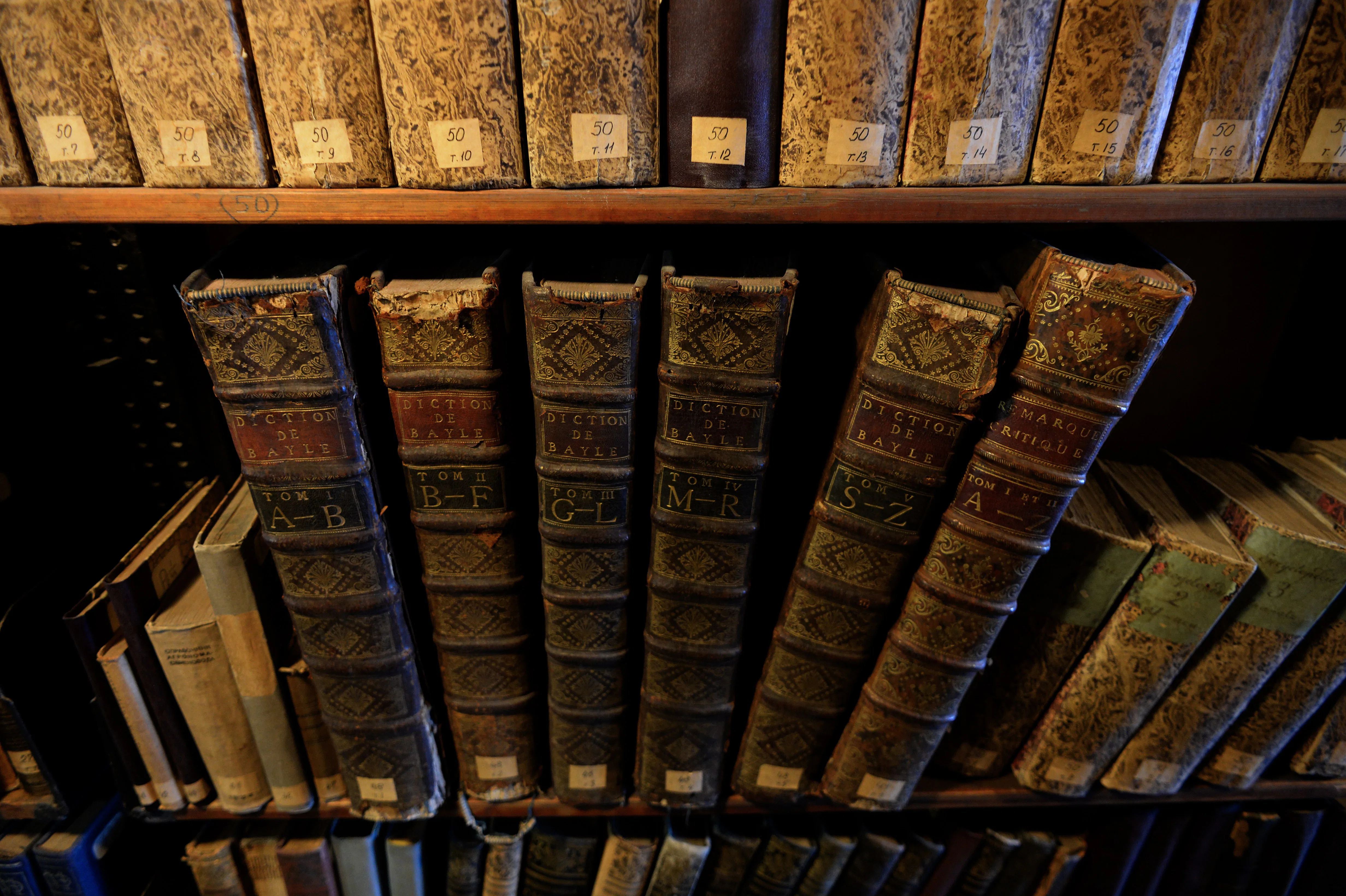 7-common-words-with-terrifying-origins-because-flaky-doesn-t-mean