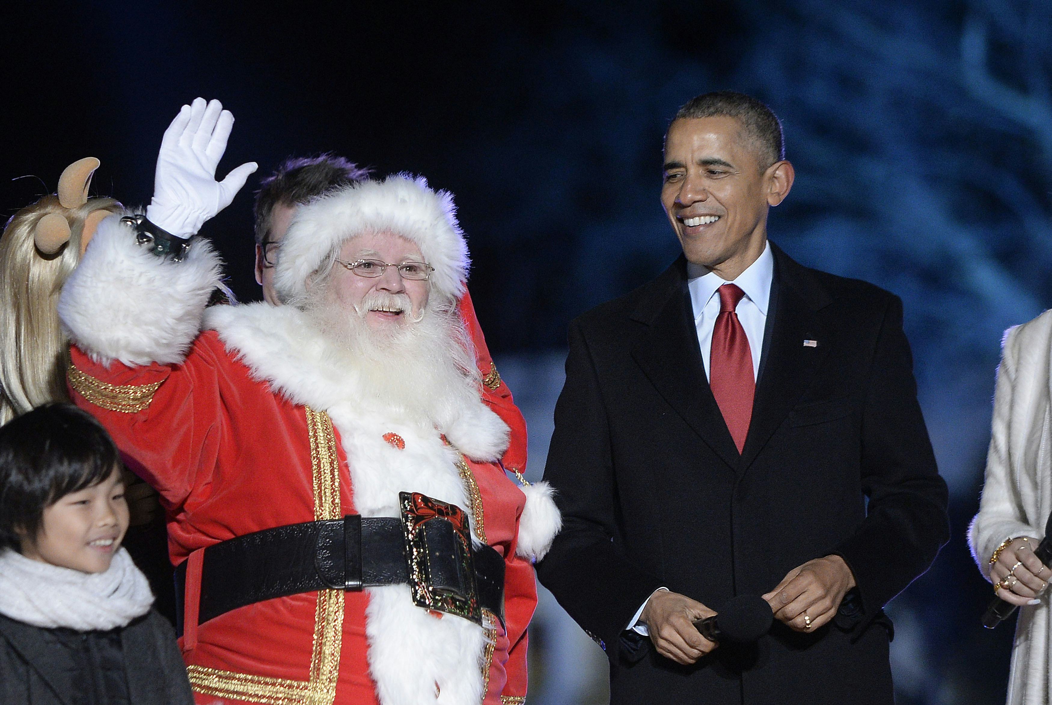 U.S. Presidents' Different Christmas Traditions Over The Years That ...