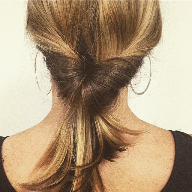 An Ode To Topsy Tail Ponytails, The Most '90s Hair Invention That Ever ...
