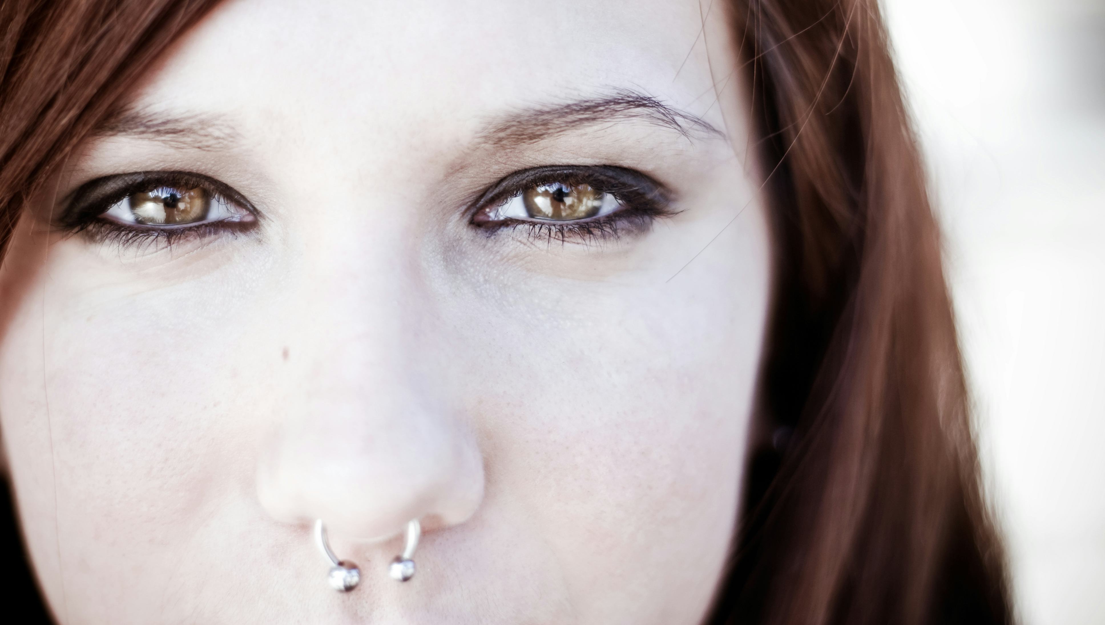 How To Know If Your Septum Piercing Is Infected Or Still Healing — PHOTOS
