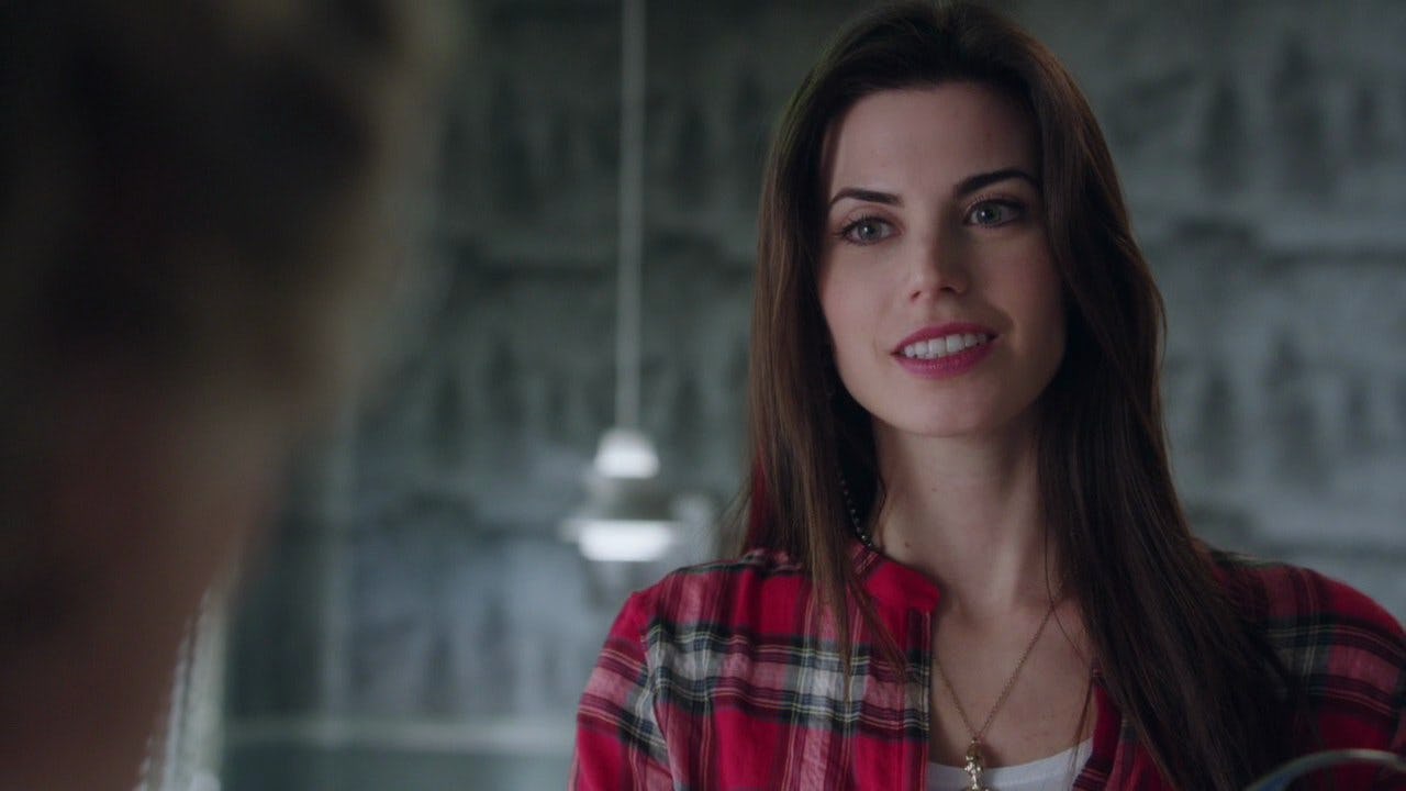 'Once Upon A Time' Season 5 Is Bringing Back Ruby & It's About Time