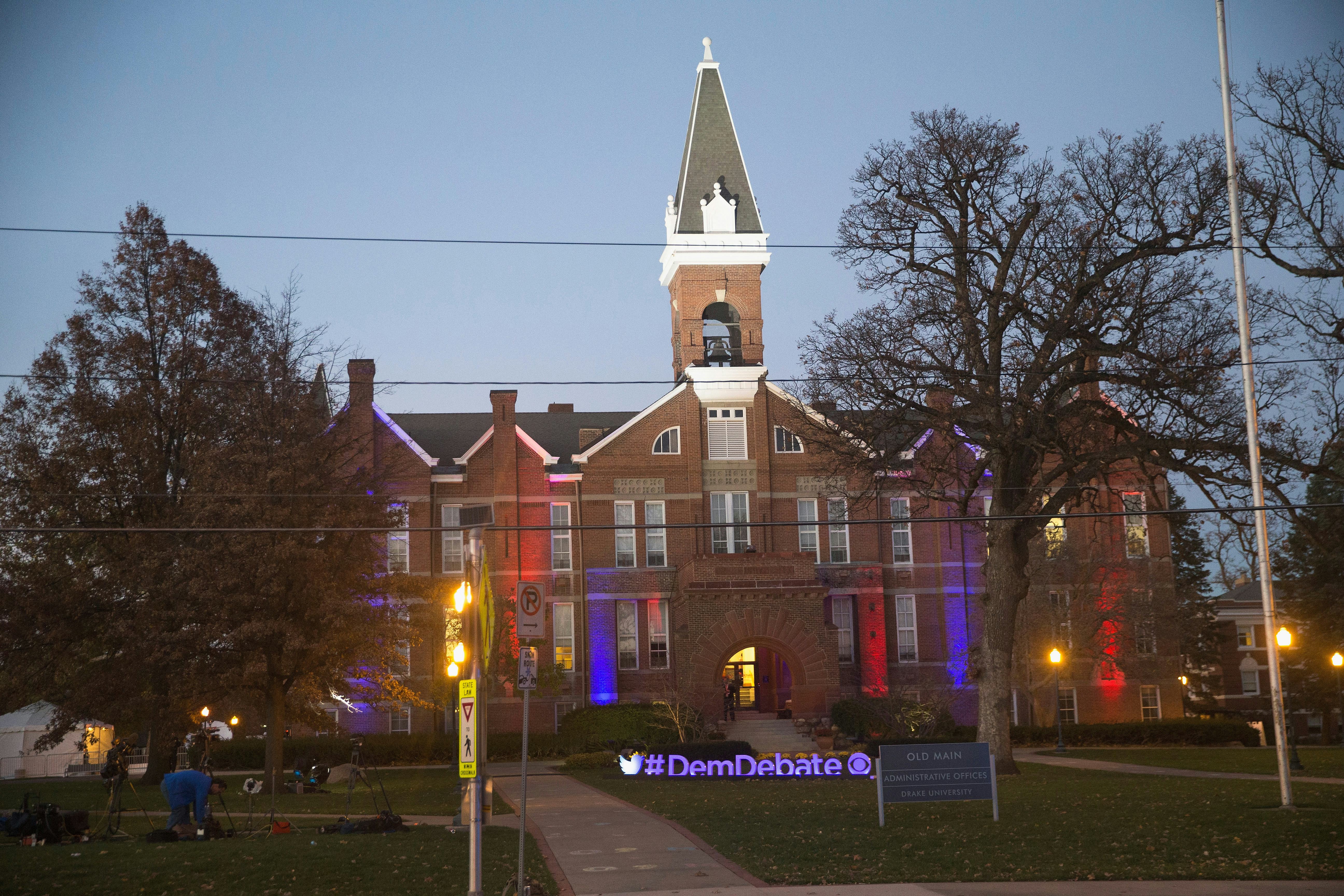 Why Being a D+ Is a Good Thing: 24 Things Only Drake University ...