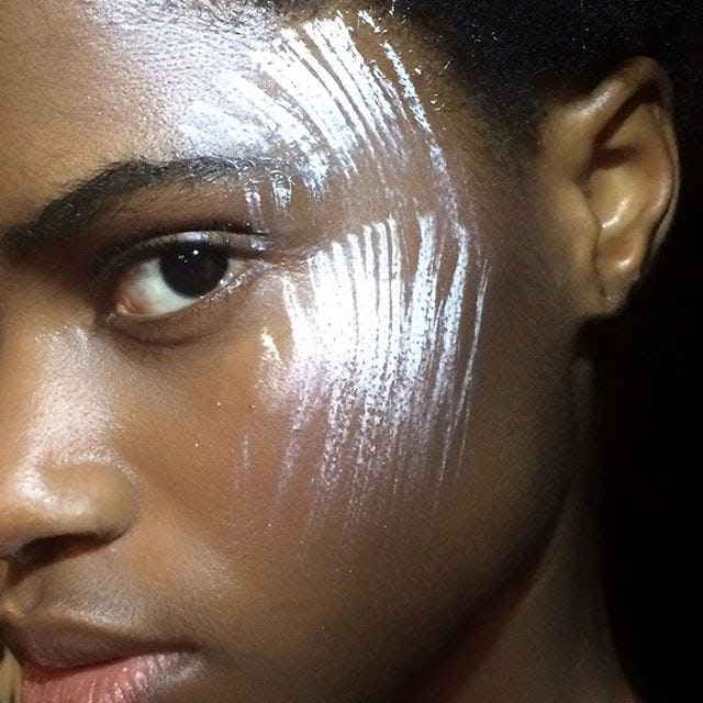 23 Stunning Highlighter Makeup Looks You're Going To Be Totally ...