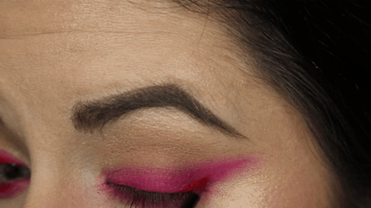 I Tried Neon Eyeliner & Here's How To Glow Like An Electric Queen