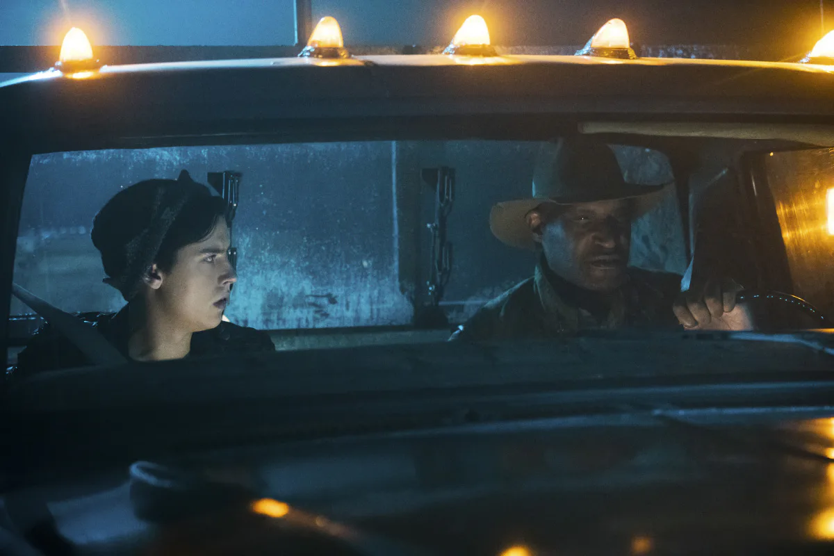Who’s The Riverdale Reaper? The Black Hood Could Be Connected To This ...