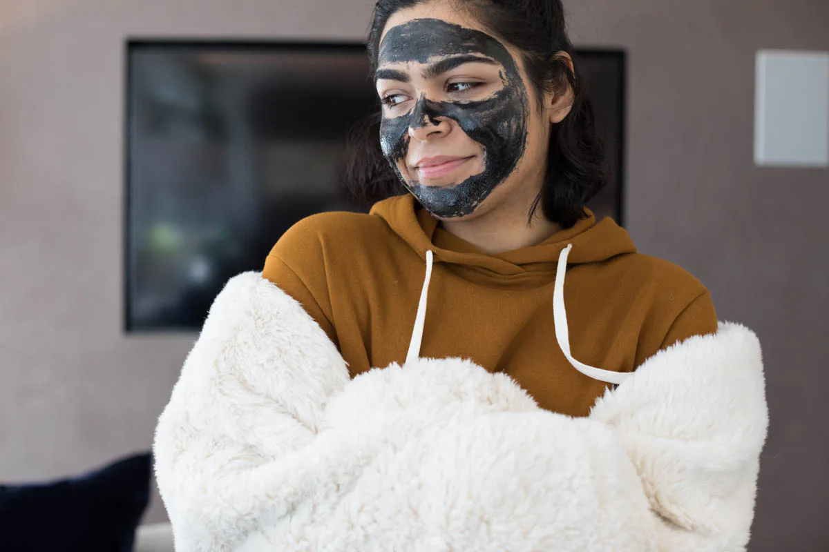 10 Skin Mistakes You Make During The Holidays, According To Dermatologists